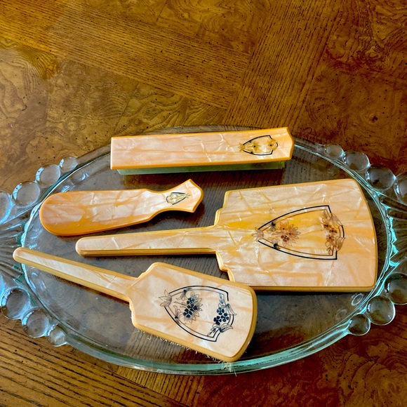 Bath & Body | Ladies Celluloidbakelite Vanity Dresser Set Vintage ...